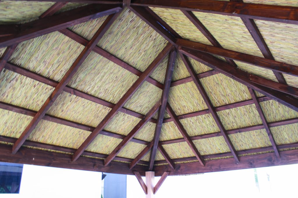 Fiber Interiors – Synthetic Thatch Fiji