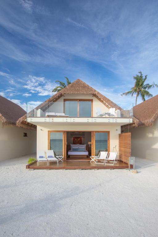 Images – Synthetic Thatch Fiji